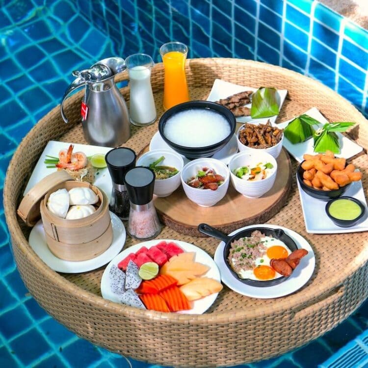 Floating Breakfast - Asian Style | Mövenpick Asara Resort & Spa Hua Hin